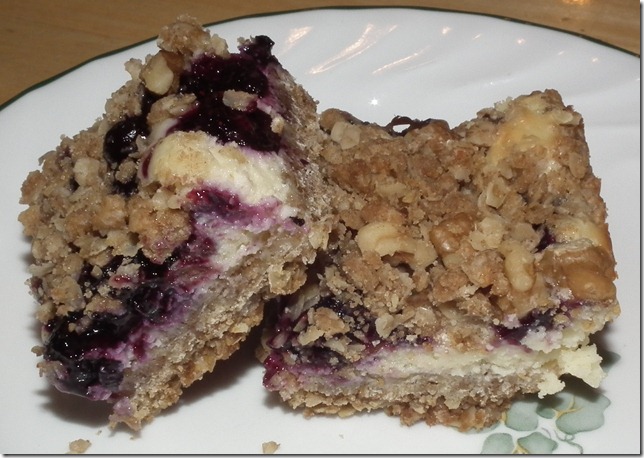 Baking And Boys!: Blueberry Cream Cheese Oat Bars